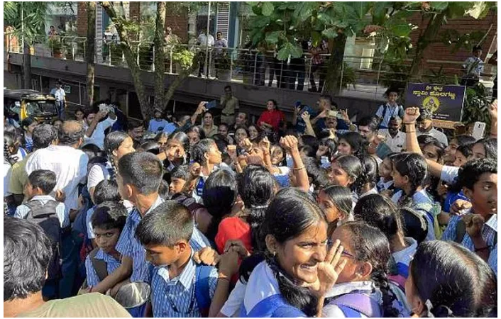 Huge protests over derogatory remarks against Hinduism end with teacher ...